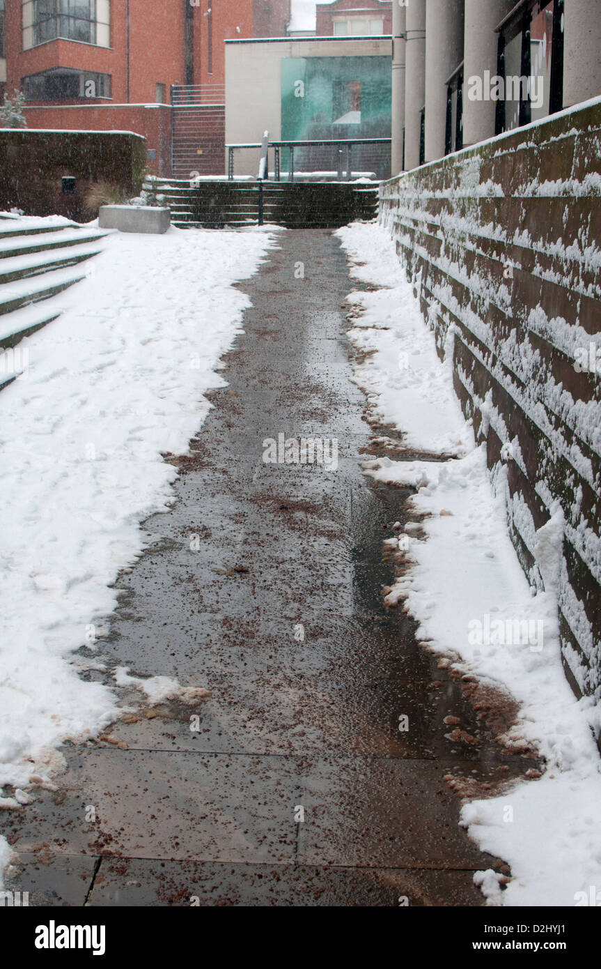 Melt of the snow hi-res stock photography and images - Alamy