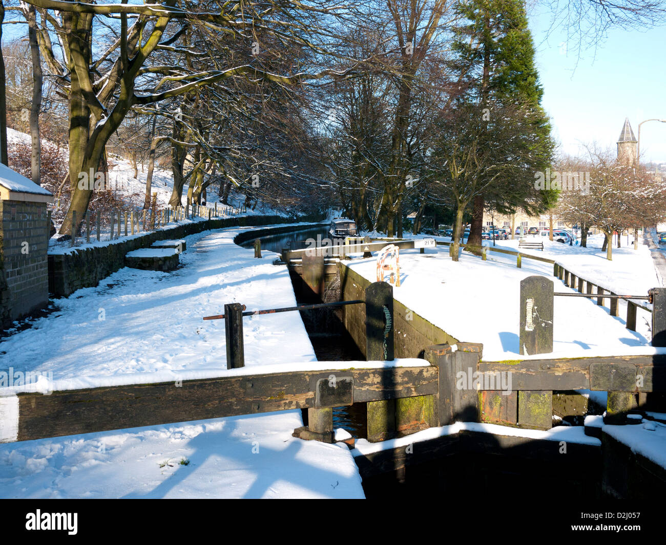 Lock Gates on the Huddersfield Canal in winter, Uppermill, Greater ...