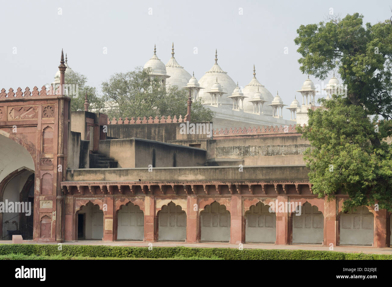 Taj Mahal mosque built in red sandstone and marble. Taj Mahal complex ...