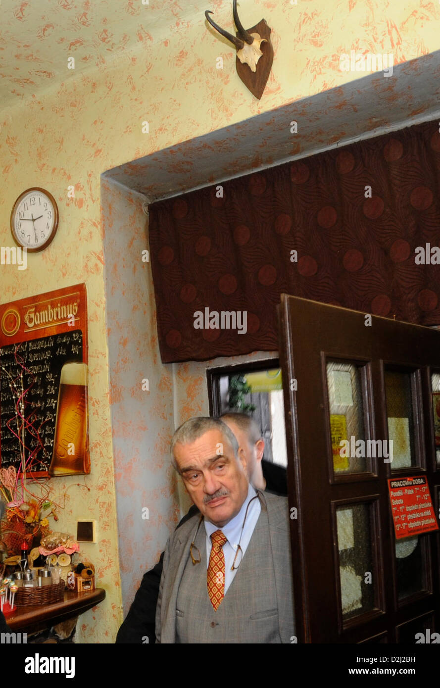 Presidential vote in west hi-res stock photography and images - Alamy