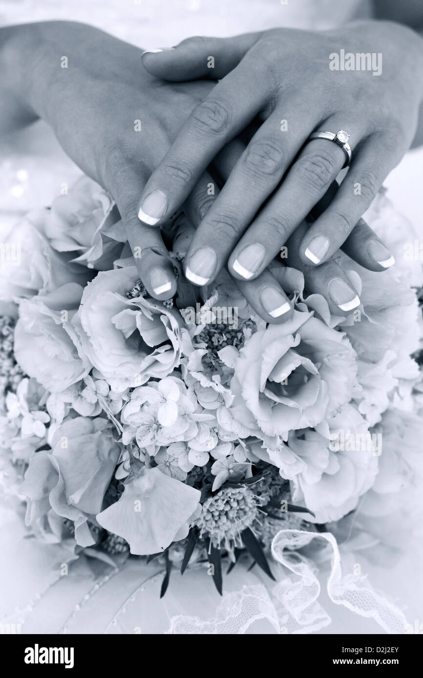 The bride holds a wedding bouquet Stock Photo - Alamy