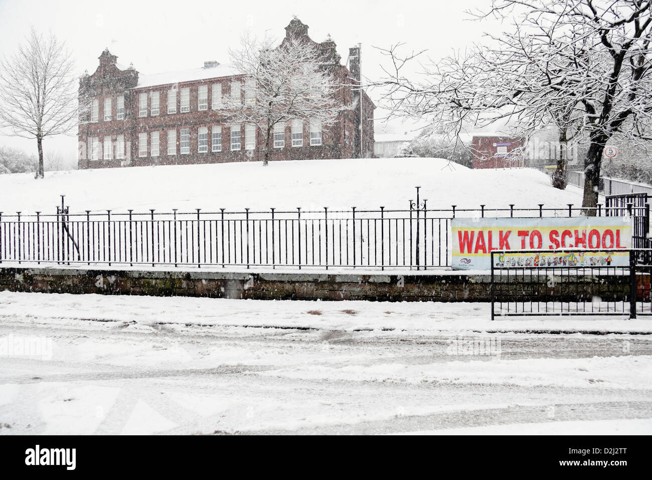 Primary school building uk hi-res stock photography and images - Alamy