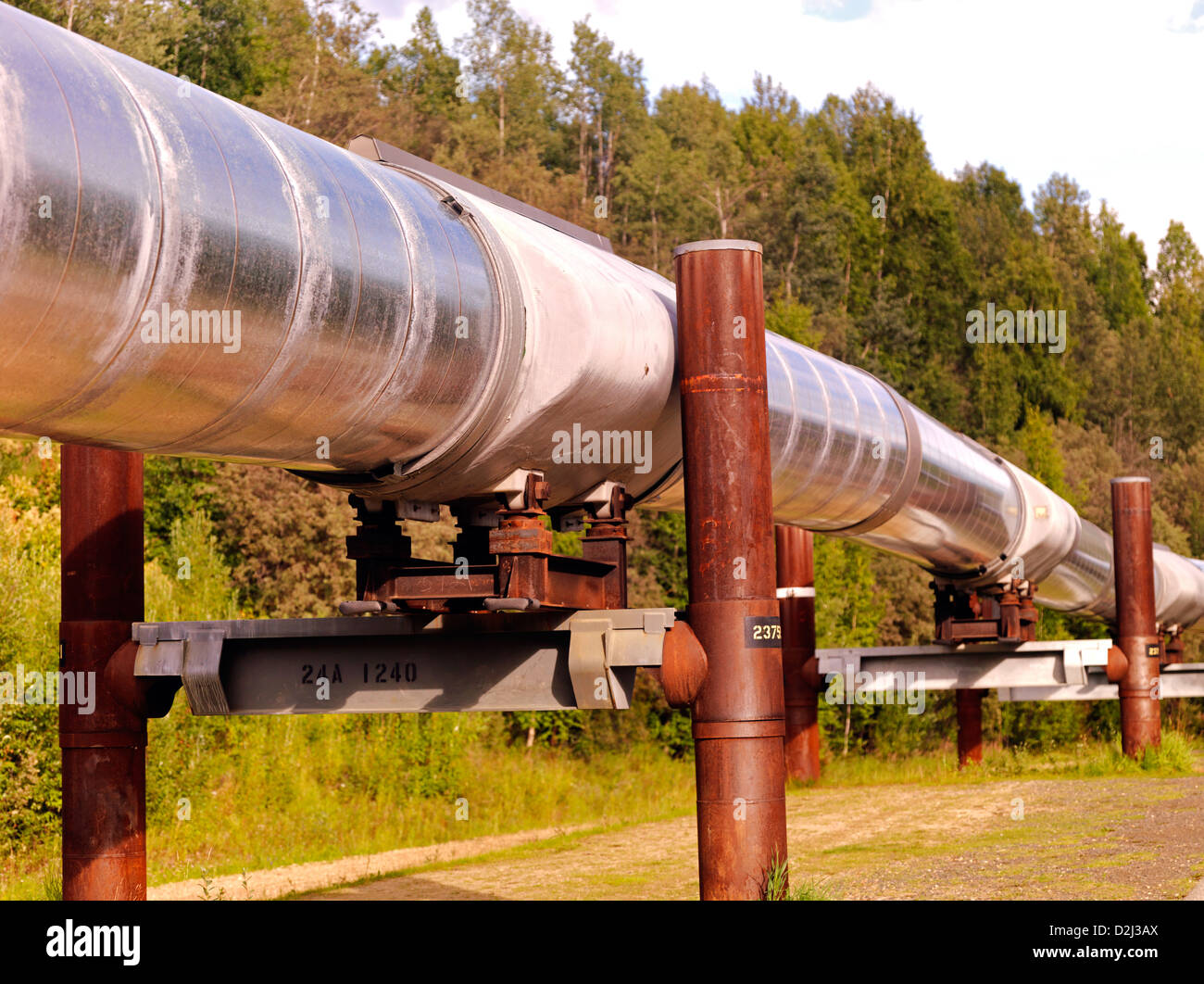 Trans alaska oil pipeline fairbanks hi-res stock photography and images ...