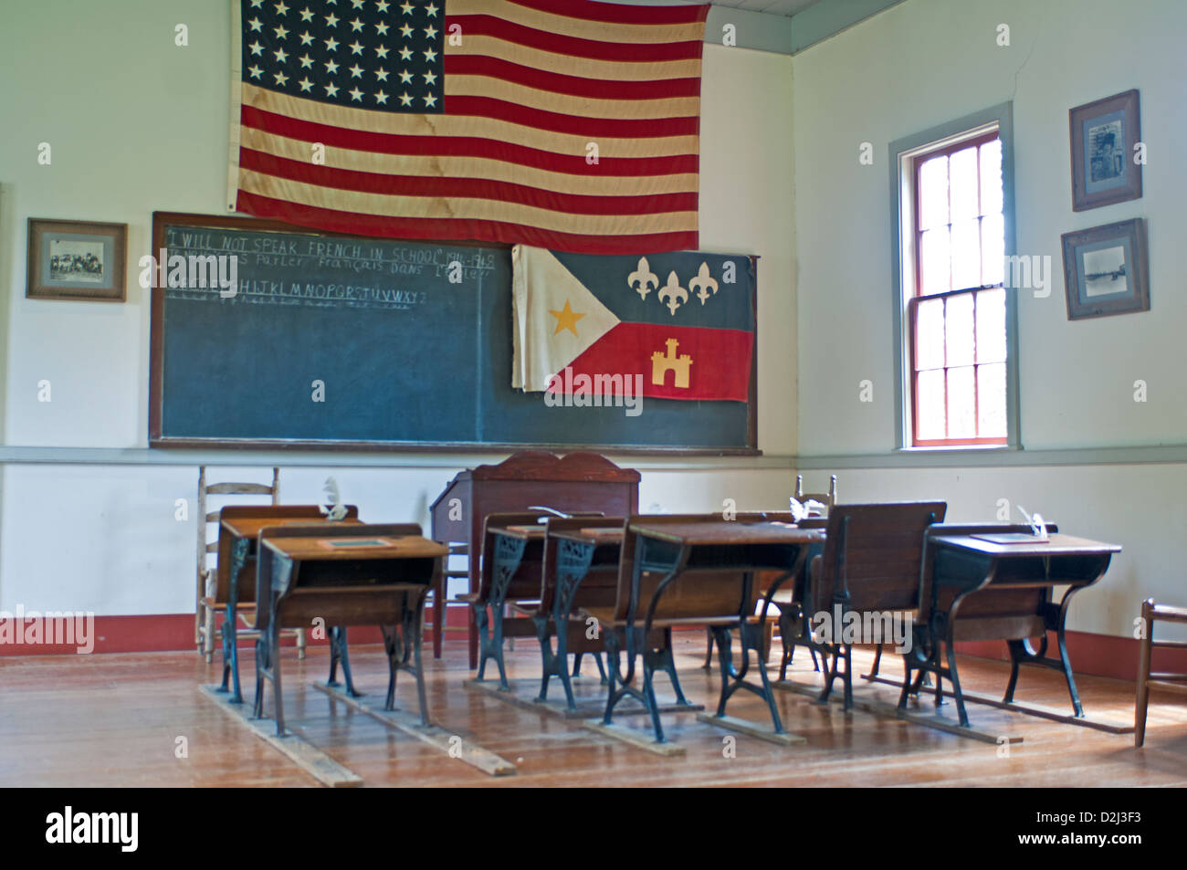 Old fashion classroom hi-res stock photography and images - Alamy
