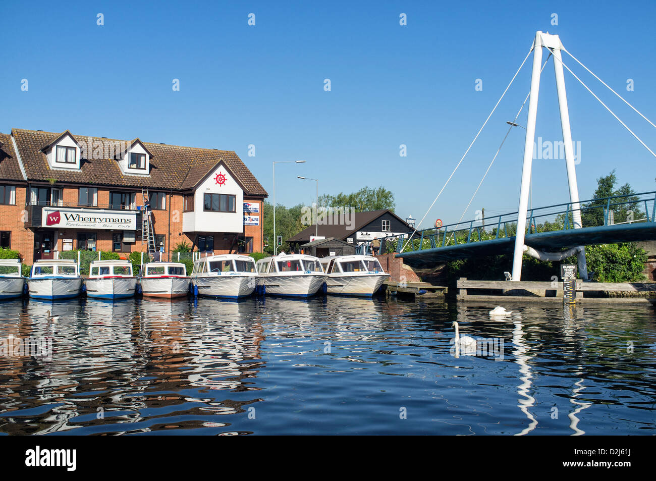 Hire Boats and Footbridge at Wroxham on the River Bure Stock Photo - Alamy