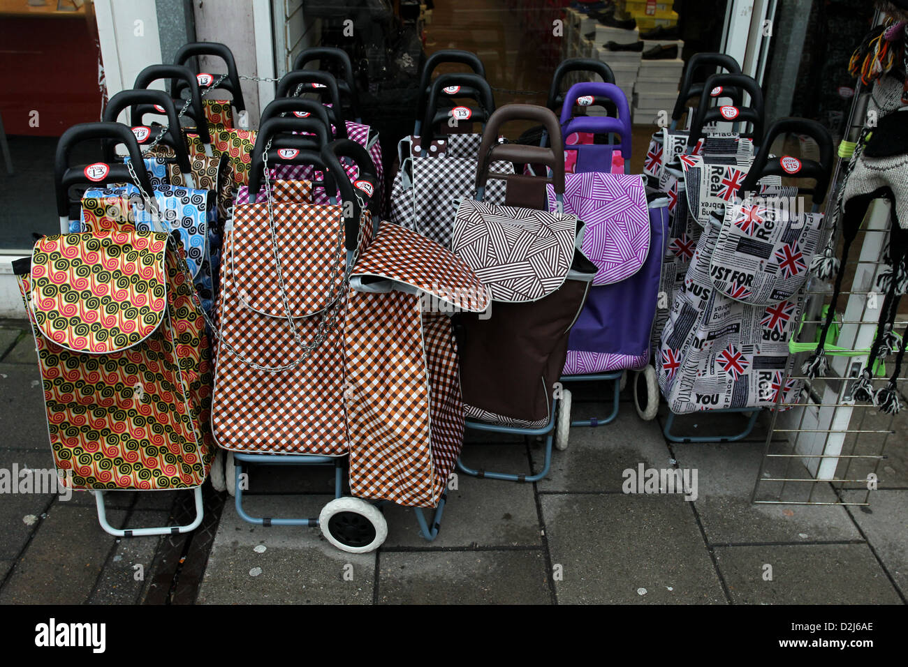 Shopping trolley bag hi-res stock photography and images - Alamy