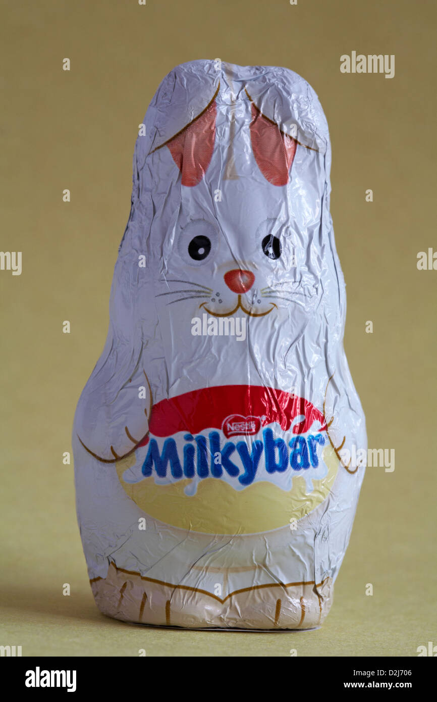 Milkybar easter bunny hi-res stock photography and images - Alamy