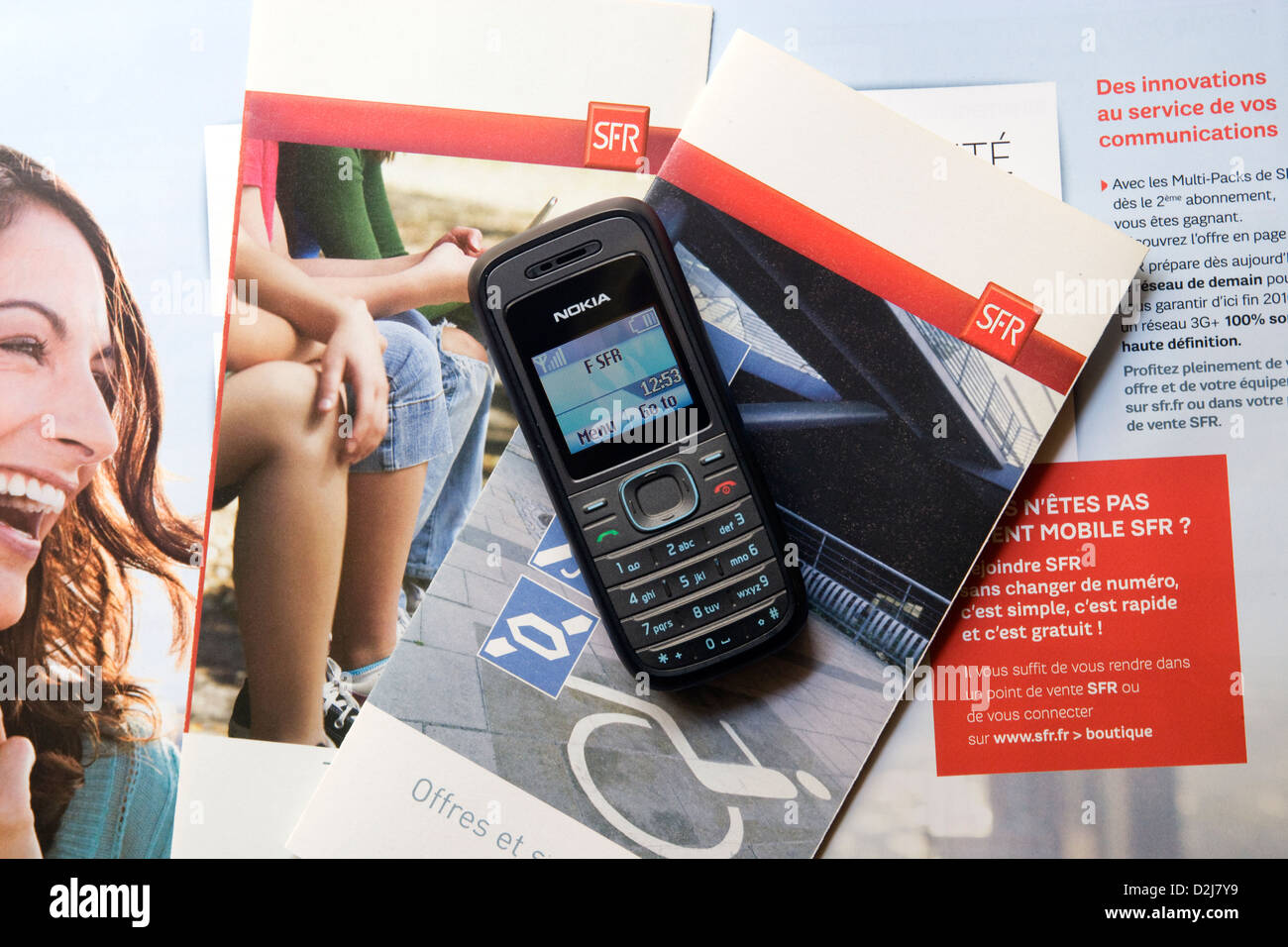 France: mobile phone & SIM card Stock Photo - Alamy