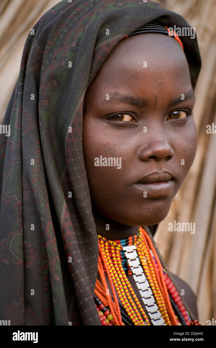 Arbore woman ethiopia hi-res stock photography and images - Alamy