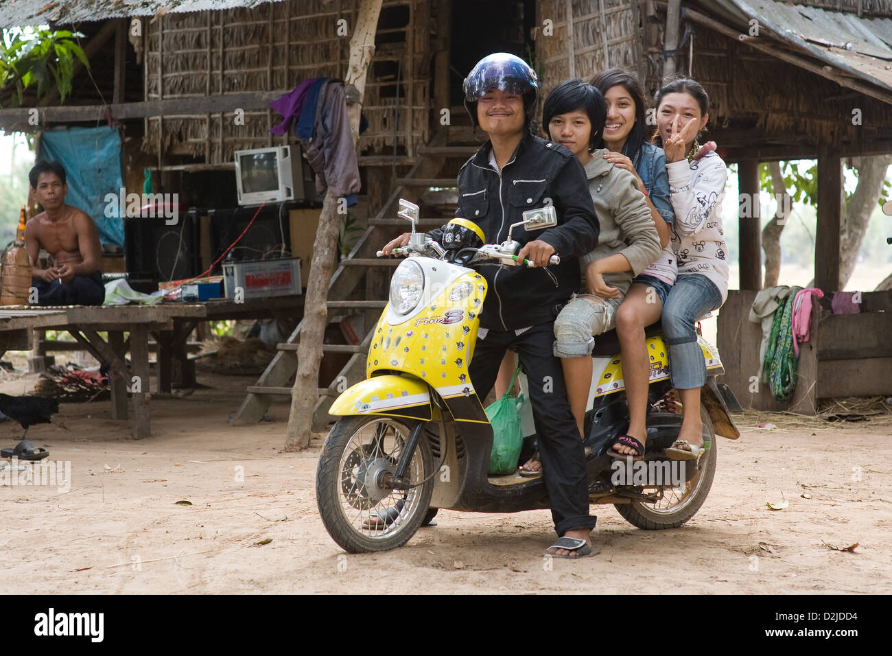 Three people on a motorcycle hi-res stock photography and images - Alamy