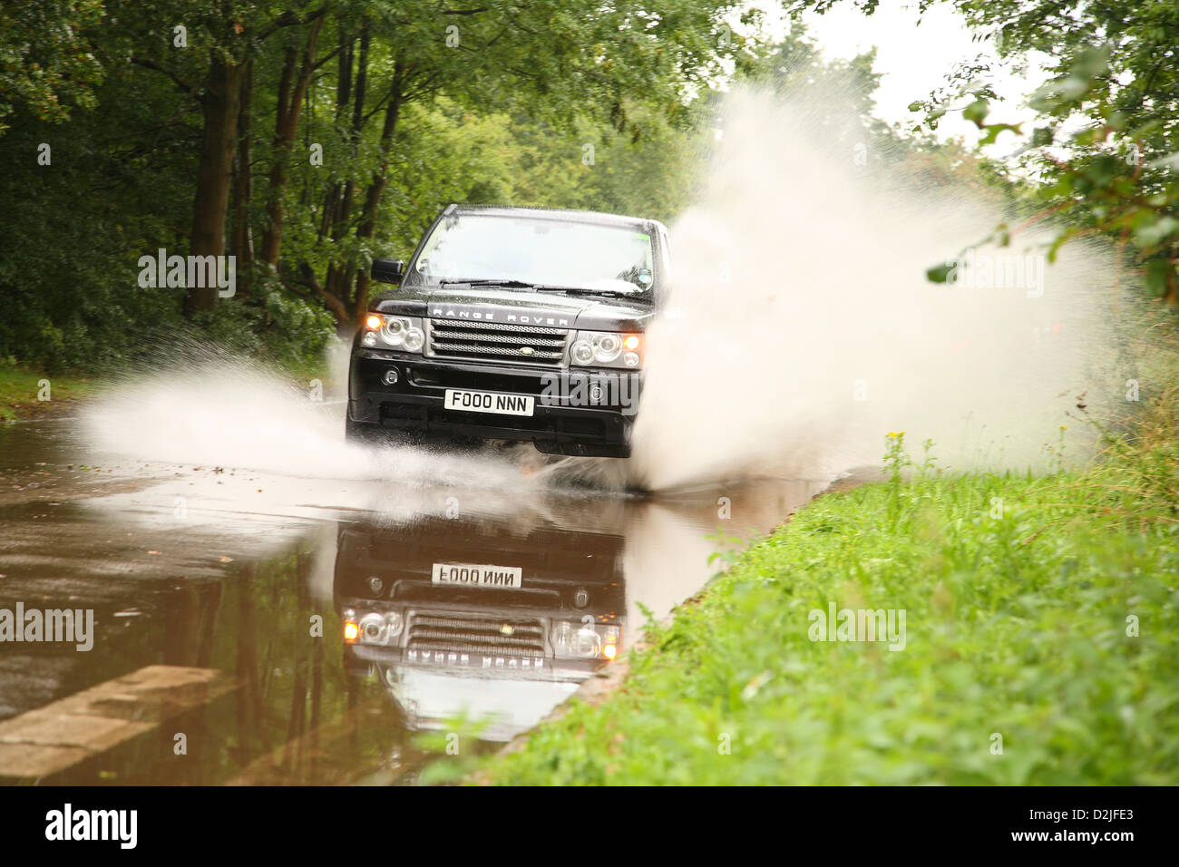 2007 Range Rover Sport High Resolution Stock Photography and Images - Alamy