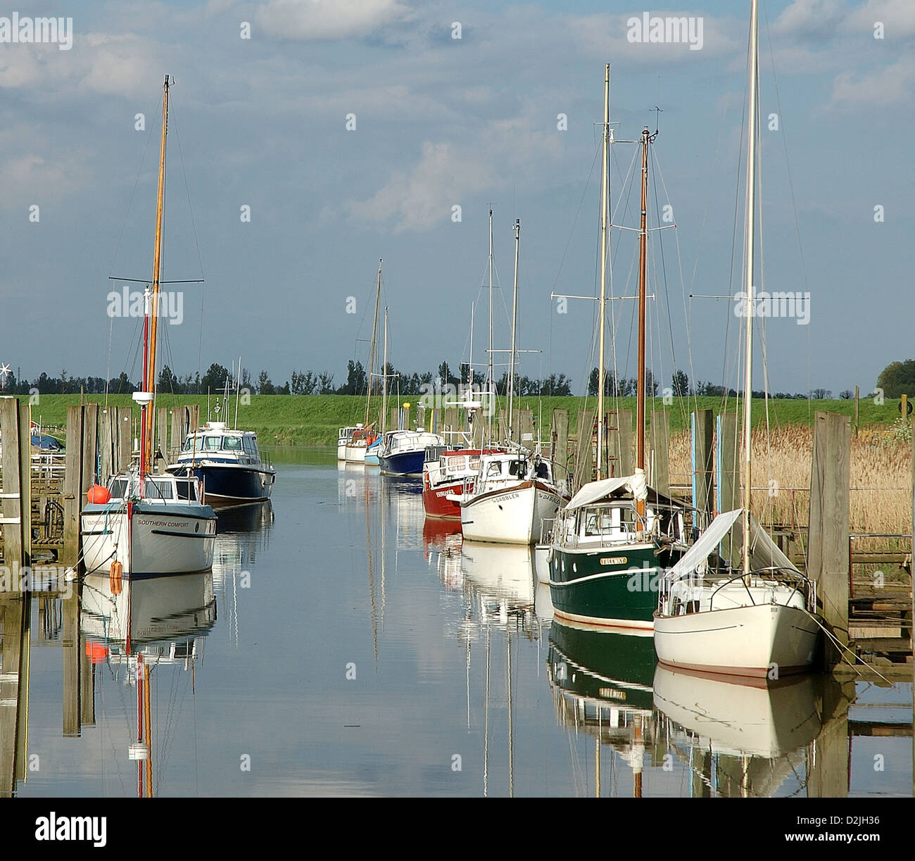 Surfleet hi-res stock photography and images - Alamy