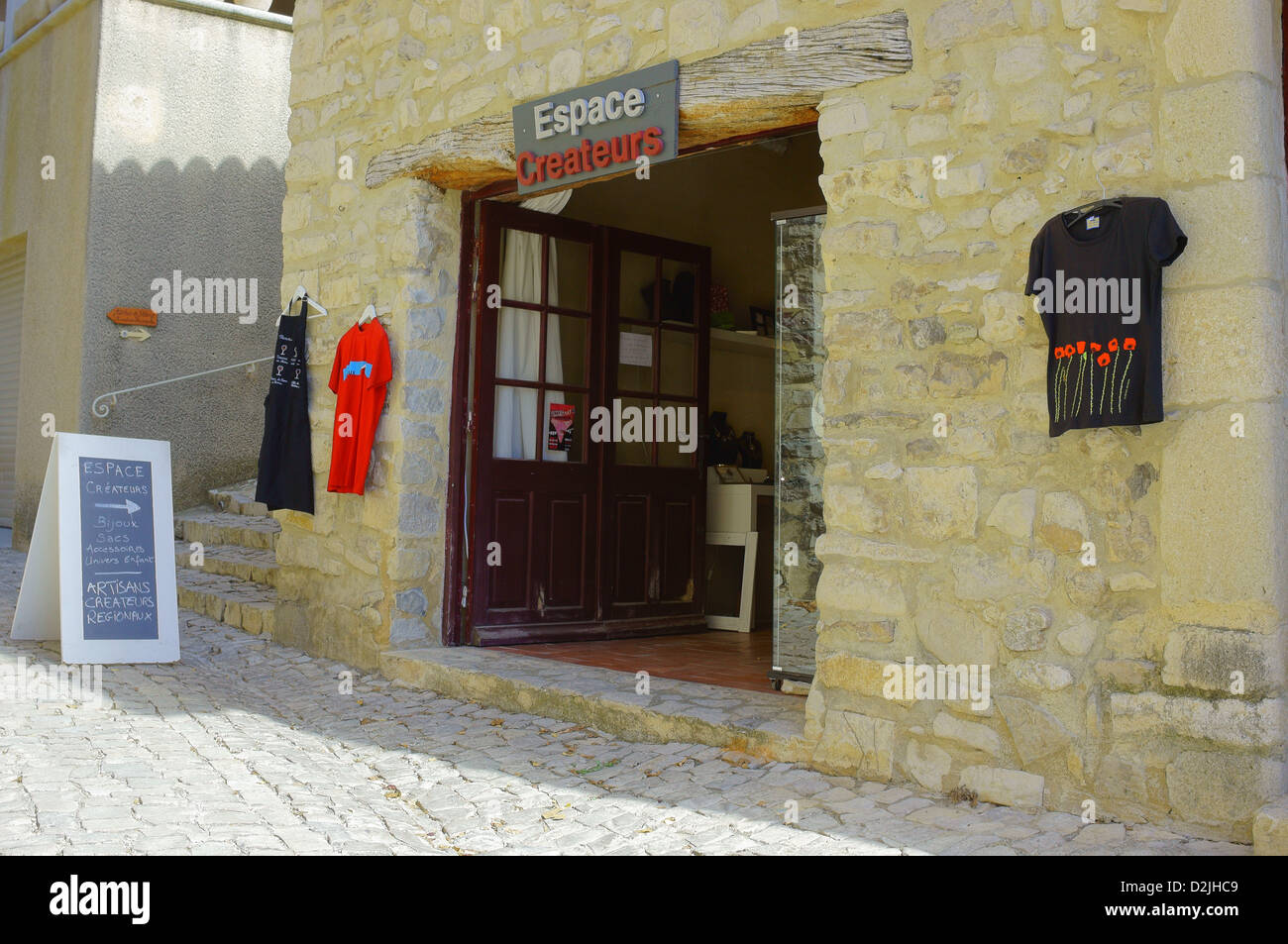 Seguret hi-res stock photography and images - Alamy