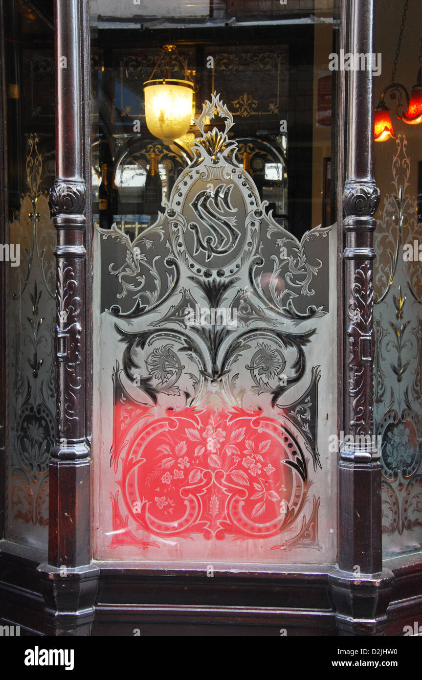 London pub window Stock Photo - Alamy