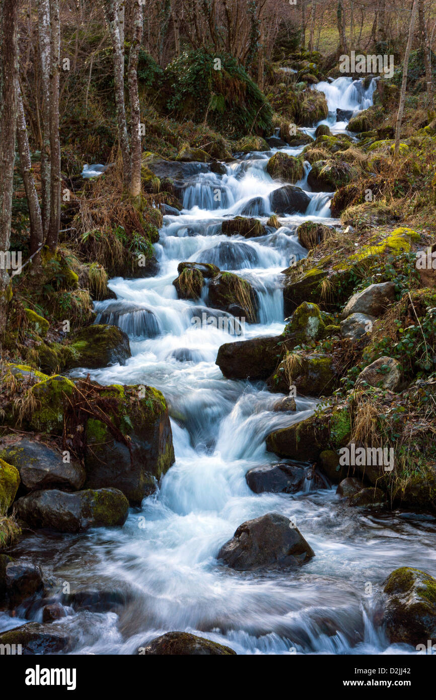 Rushing cascades hi-res stock photography and images - Alamy
