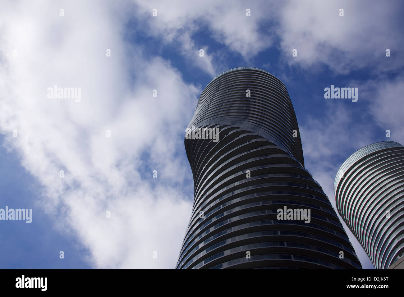 Twisted building hi-res stock photography and images - Alamy