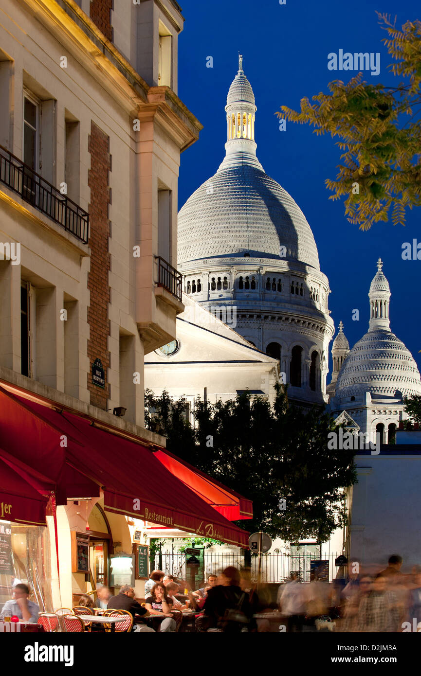 Artist Square at Montmartre Paris France Stock Photo - Alamy