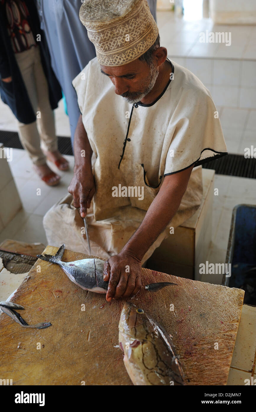 Indian fish cutting hi-res stock photography and images - Alamy