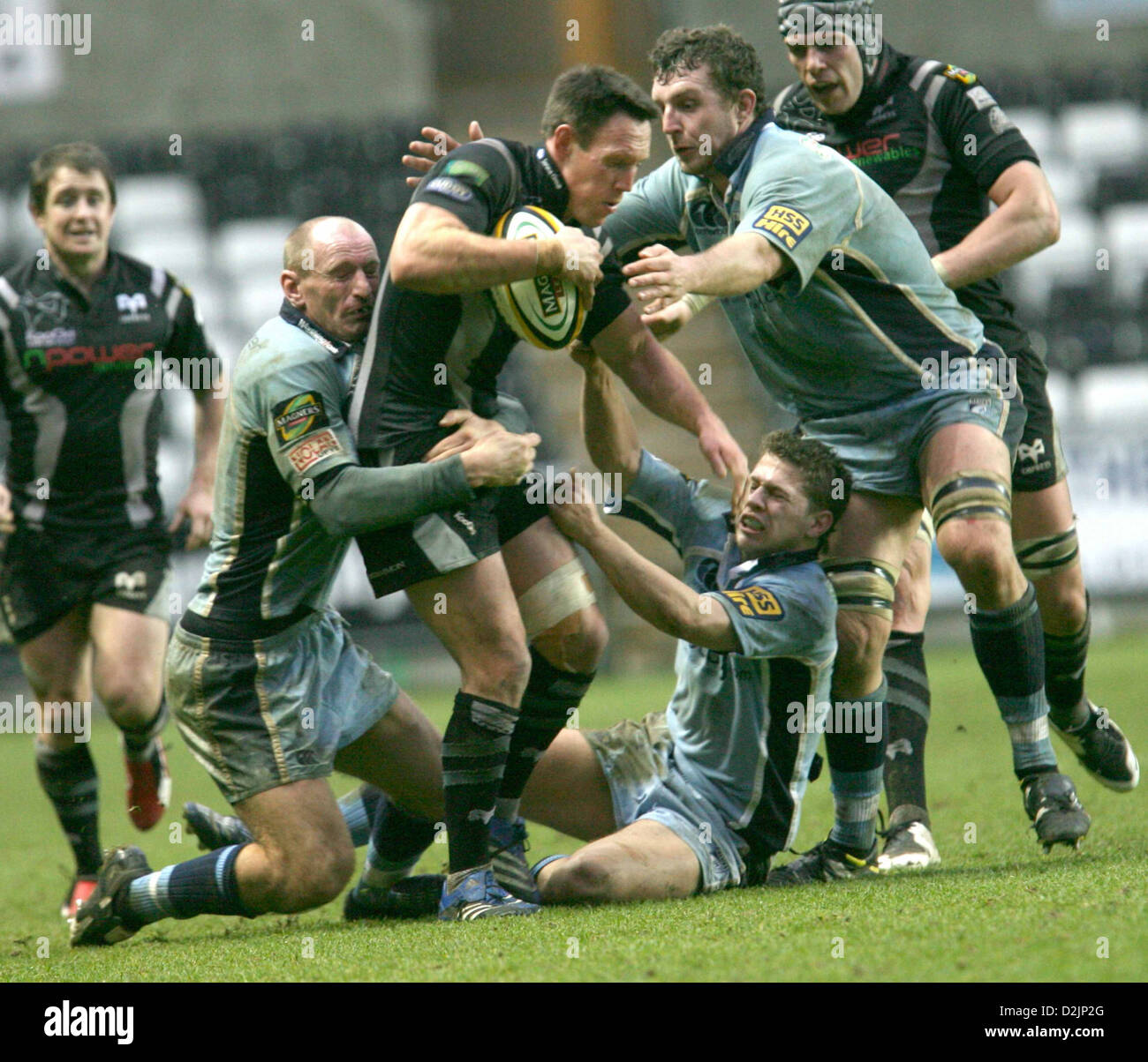 Gareth Jones Rugby High Resolution Stock Photography and Images - Alamy