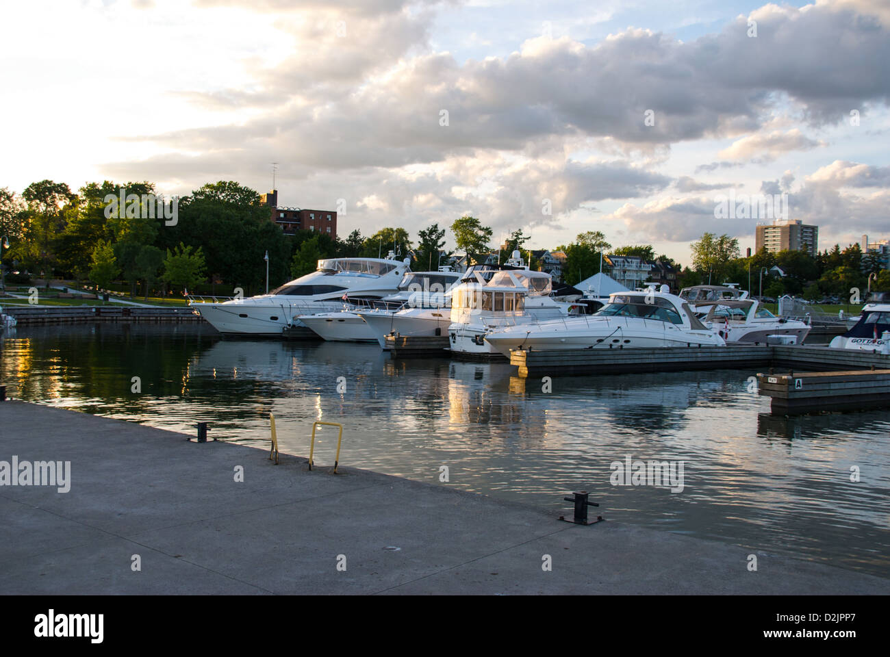 Bronte harbour, oakville hi-res stock photography and images - Alamy