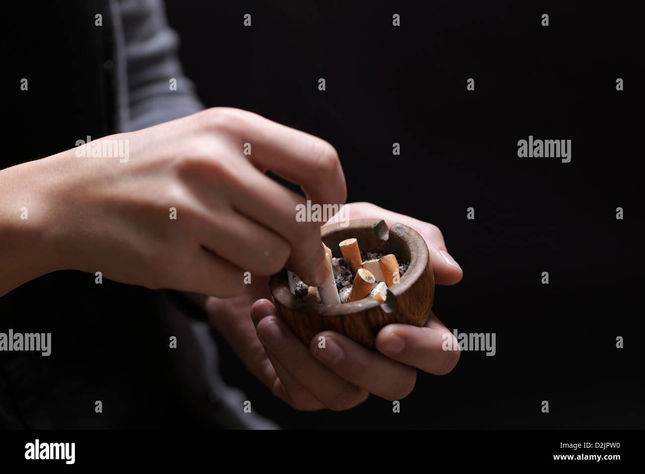 Teenager girl smoking cigarette hi-res stock photography and images - Alamy