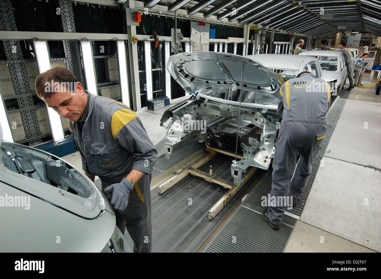 Wolfsburg, Germany, production of the VW Tiguan at Auto 5000 Stock ...