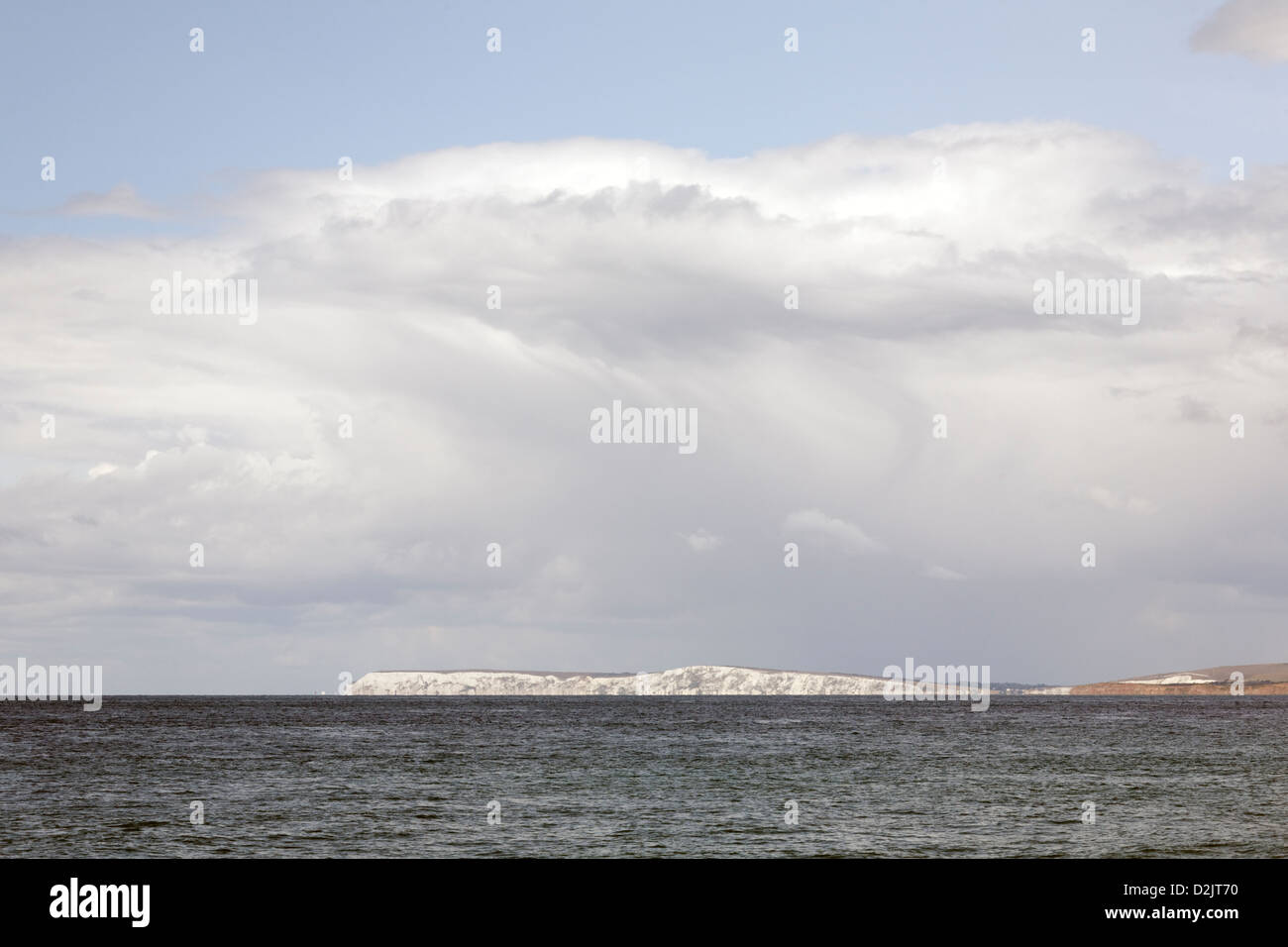 The famous chalk cliffs of the Isle of Wight, England Stock Photo - Alamy