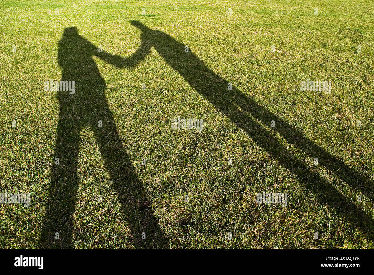 Shadow love couple in shade hi-res stock photography and images - Alamy