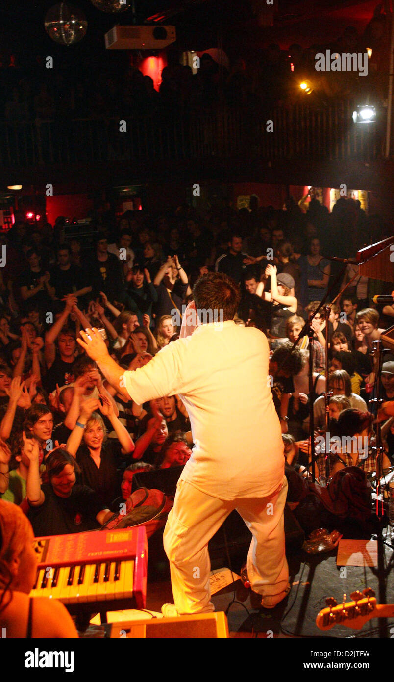 Ballroom stage hi-res stock photography and images - Alamy