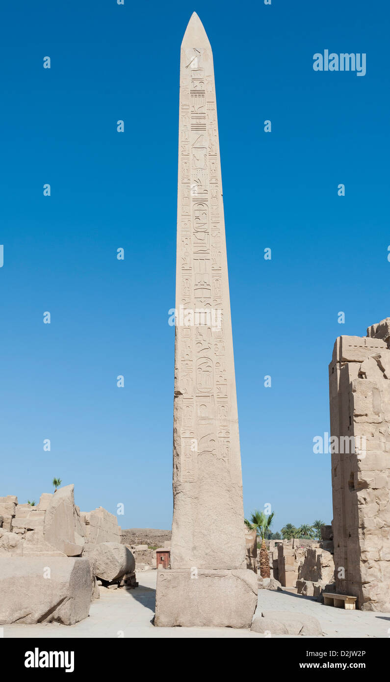 Large ancient obelisk at the temple of Karnak in Luxor Stock Photo - Alamy