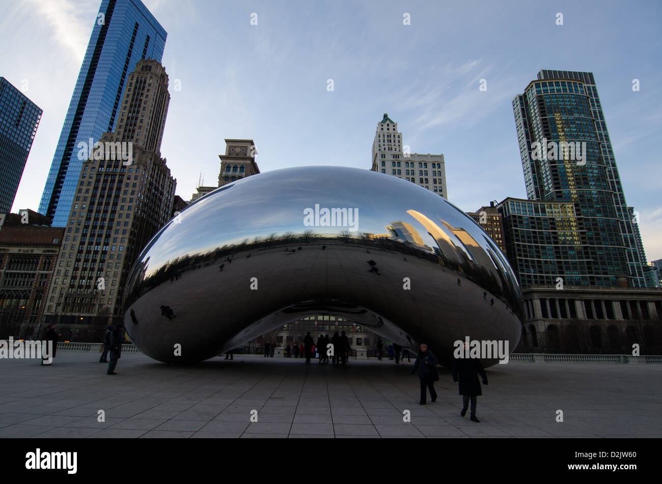 The Bean in Downtown Chicago, IL, USA Stock Photo - Alamy