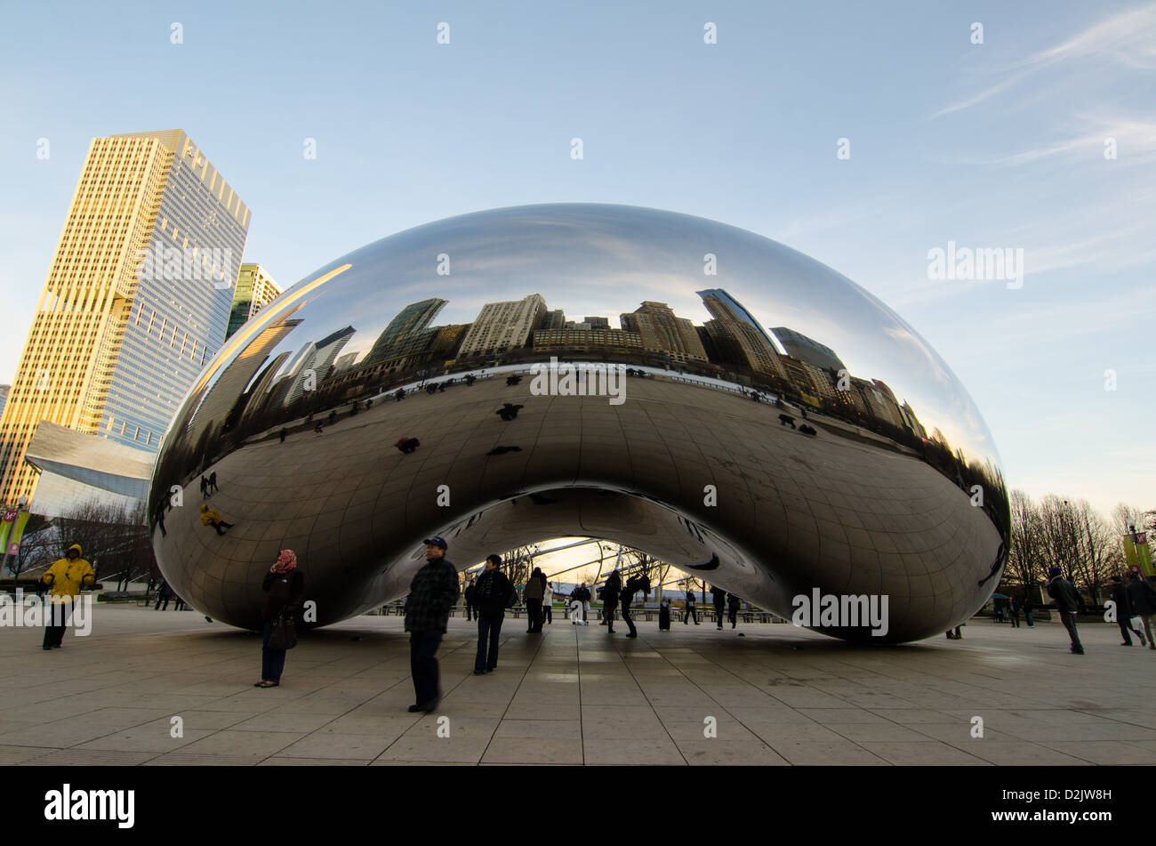 The Bean in Downtown Chicago, IL, USA Stock Photo - Alamy