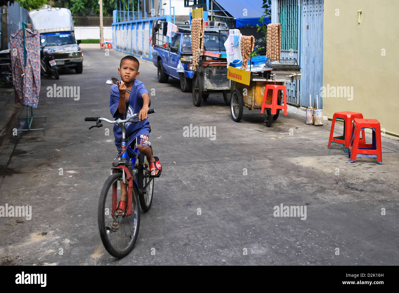 Bangkok street photography hi-res stock photography and images - Alamy