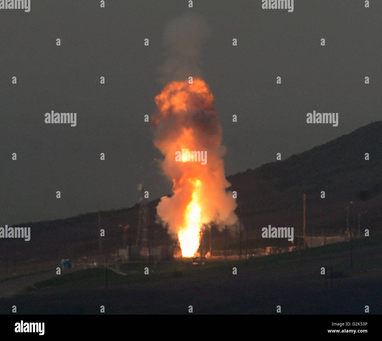 Space based ballistic missile interceptor hi-res stock photography and ...