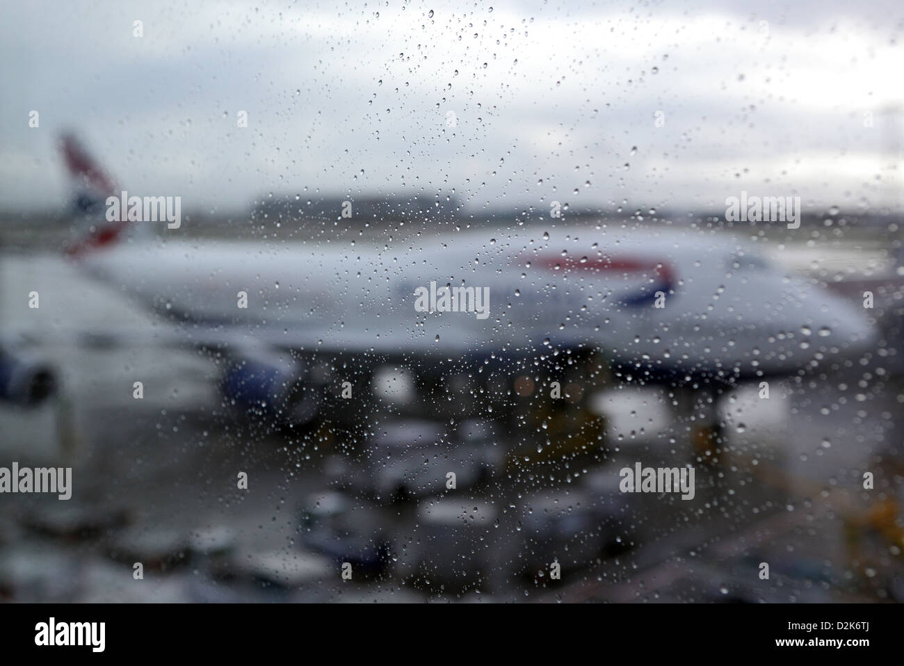 Exterior uk plane hi-res stock photography and images - Alamy