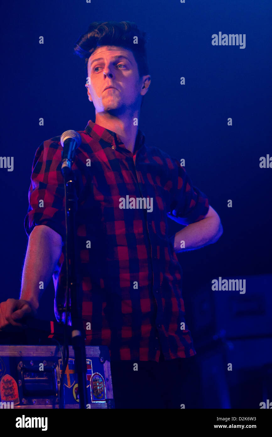 Pvt concert live show hi-res stock photography and images - Alamy