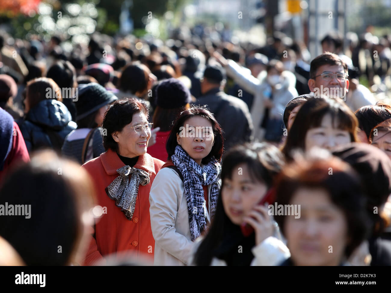 Crowd size hi-res stock photography and images - Alamy