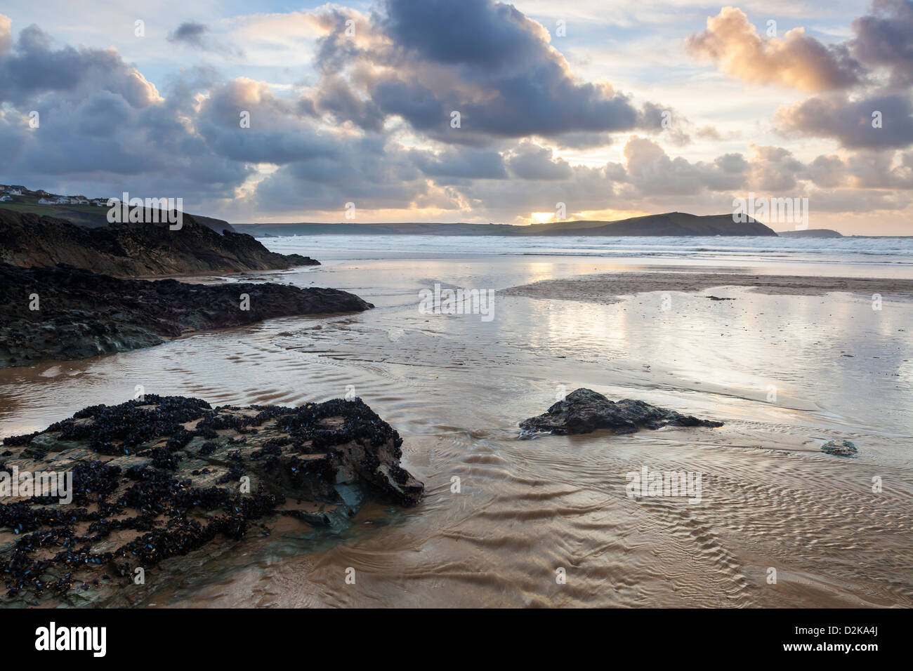 Polzeath cornwall hi-res stock photography and images - Alamy