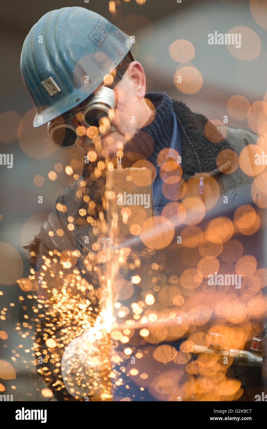 Cutting torch hi-res stock photography and images - Alamy