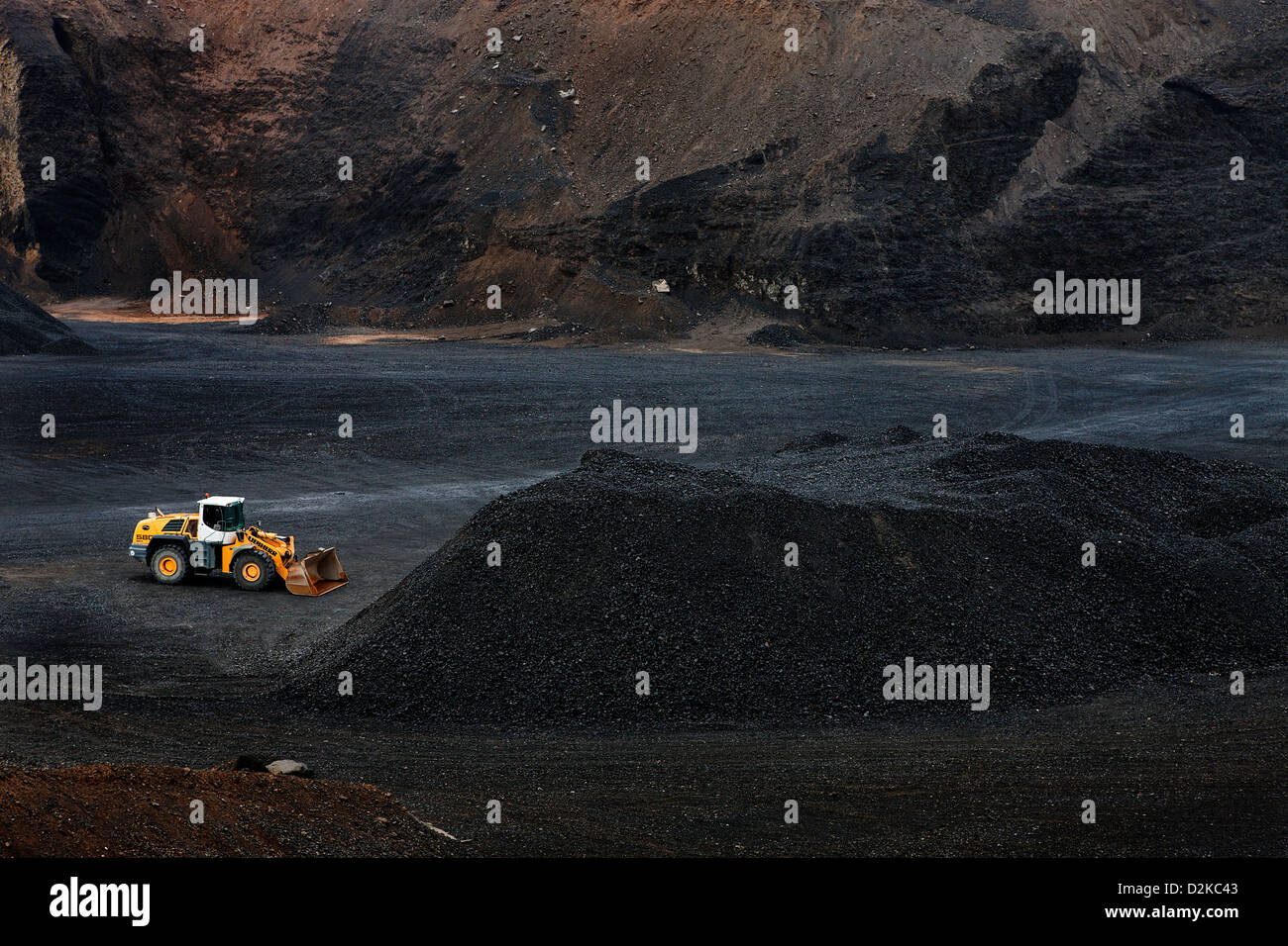 Open mine hi-res stock photography and images - Alamy