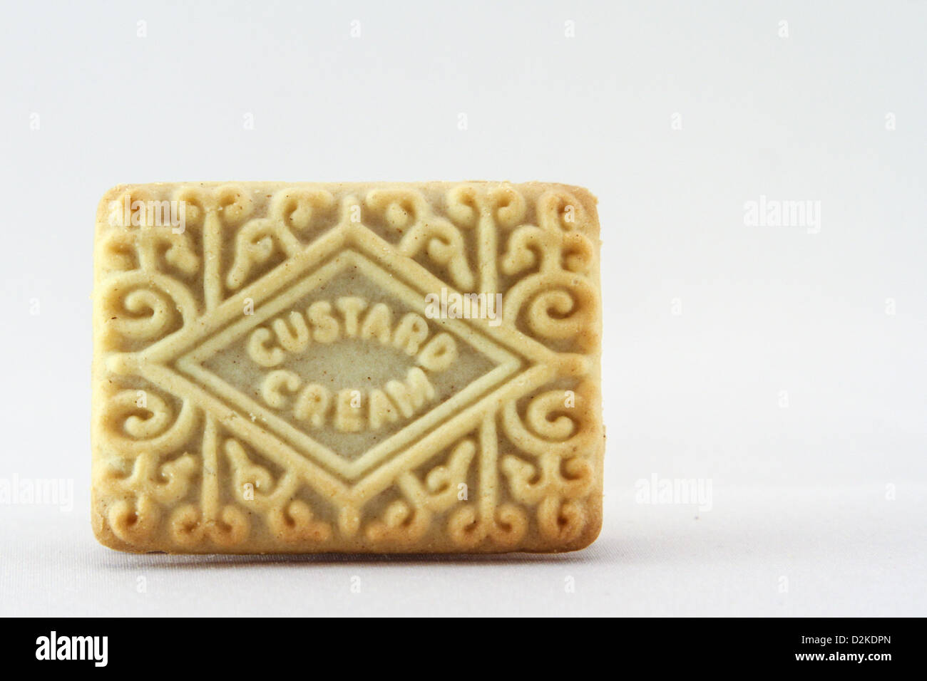 Custard cream biscuit hi-res stock photography and images - Alamy