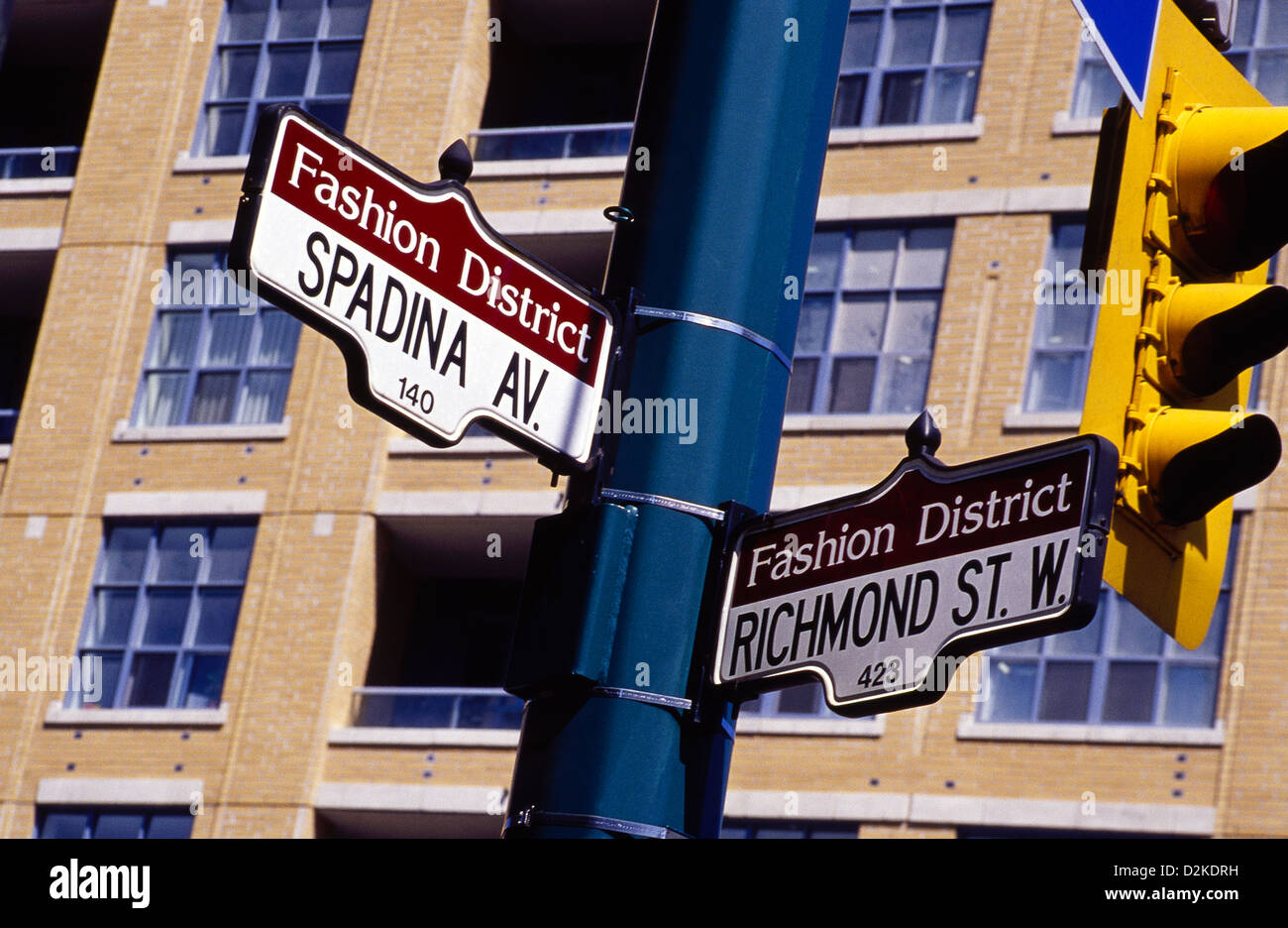 2002 fashion hi-res stock photography and images - Alamy