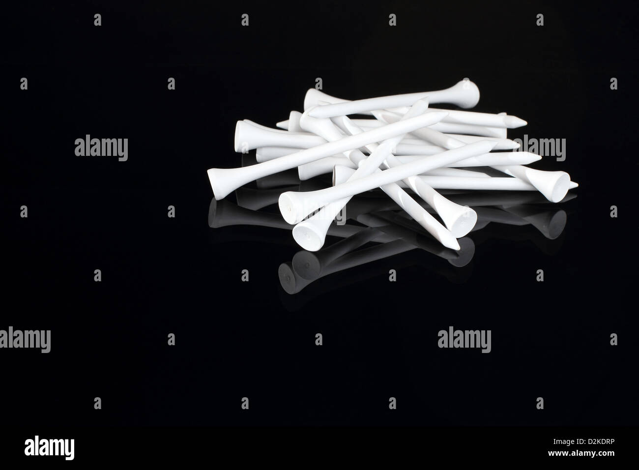 Golf tees hi-res stock photography and images - Alamy