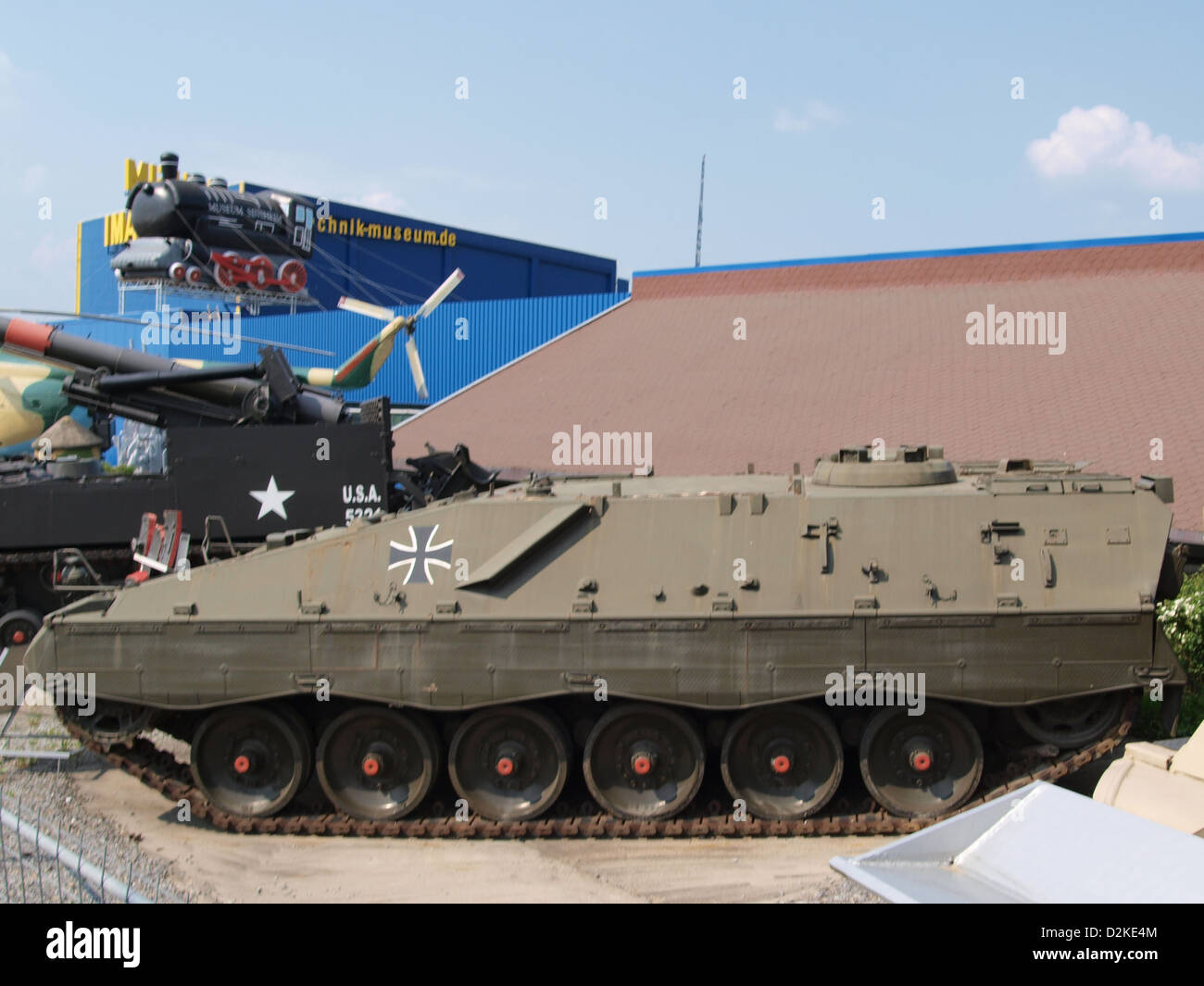 Military infantry fighting vehicle cannon hi-res stock photography and ...