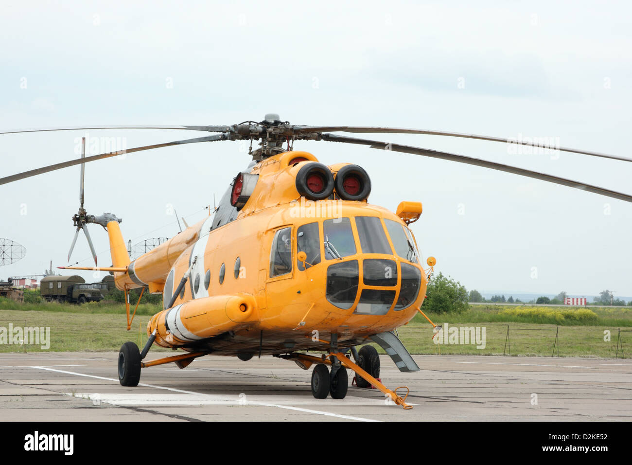 Bright yellow aircraft hi-res stock photography and images - Alamy
