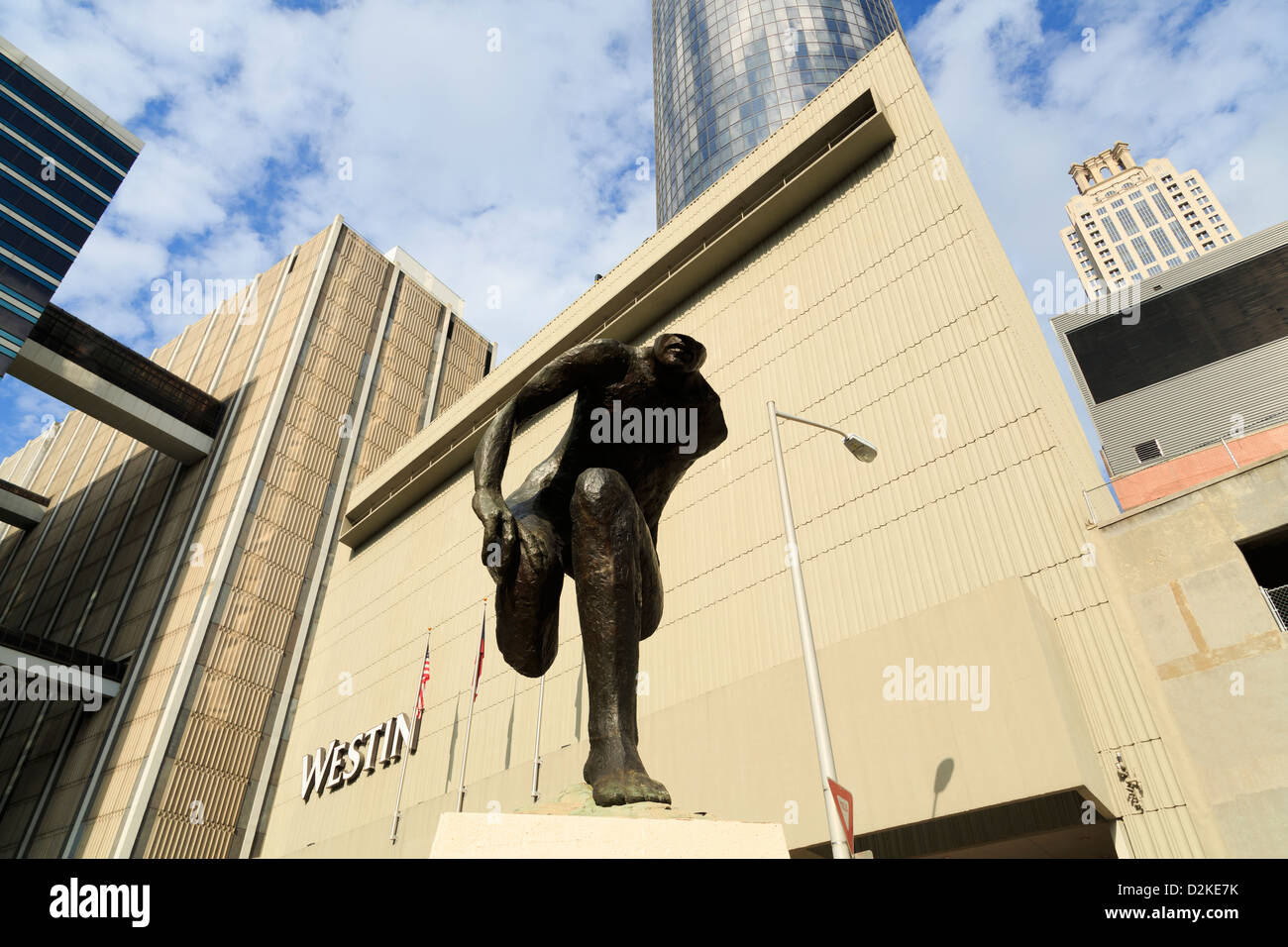 Emerging sculpture hi-res stock photography and images - Alamy