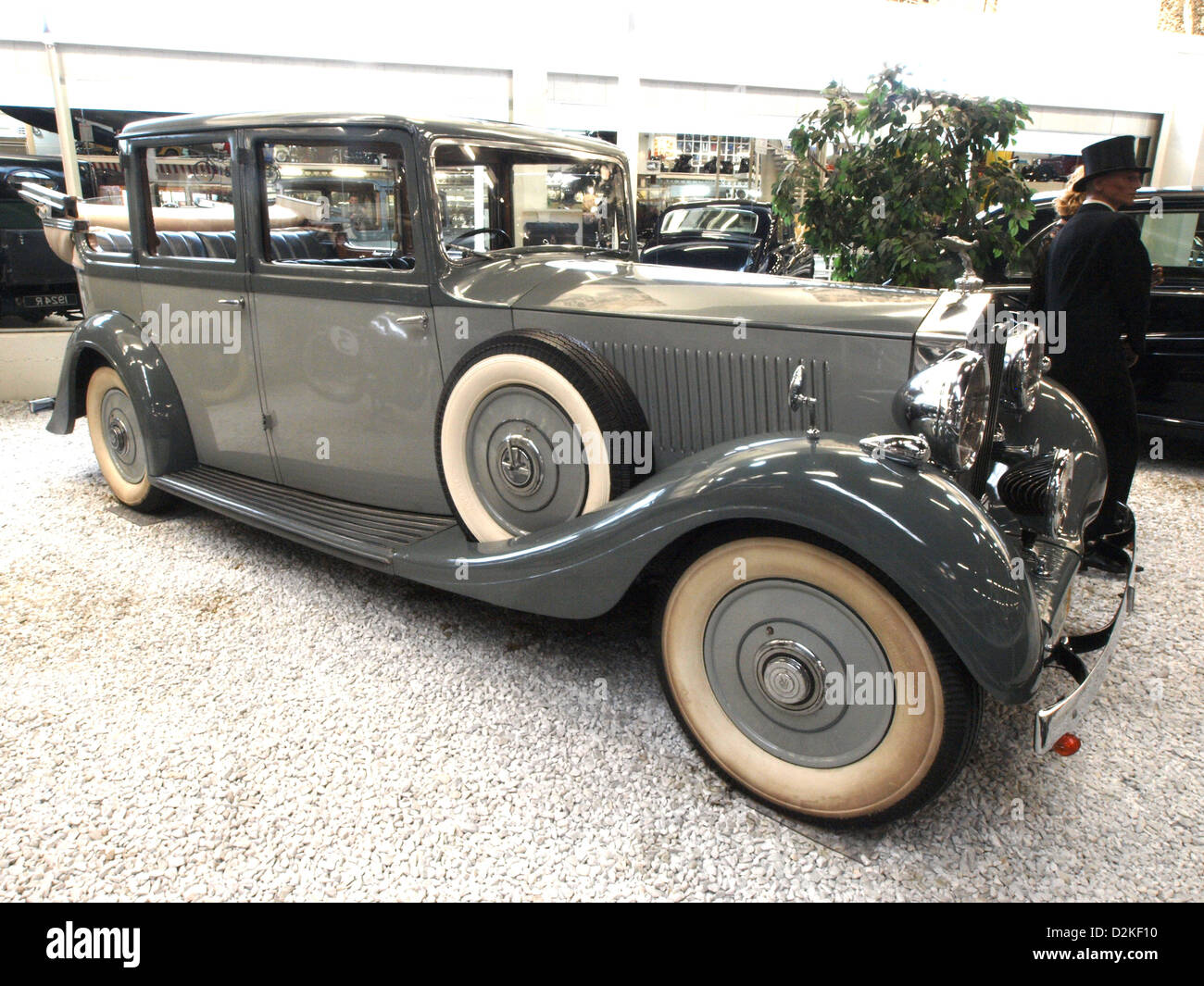 V12 rolls royce engine hi-res stock photography and images - Alamy