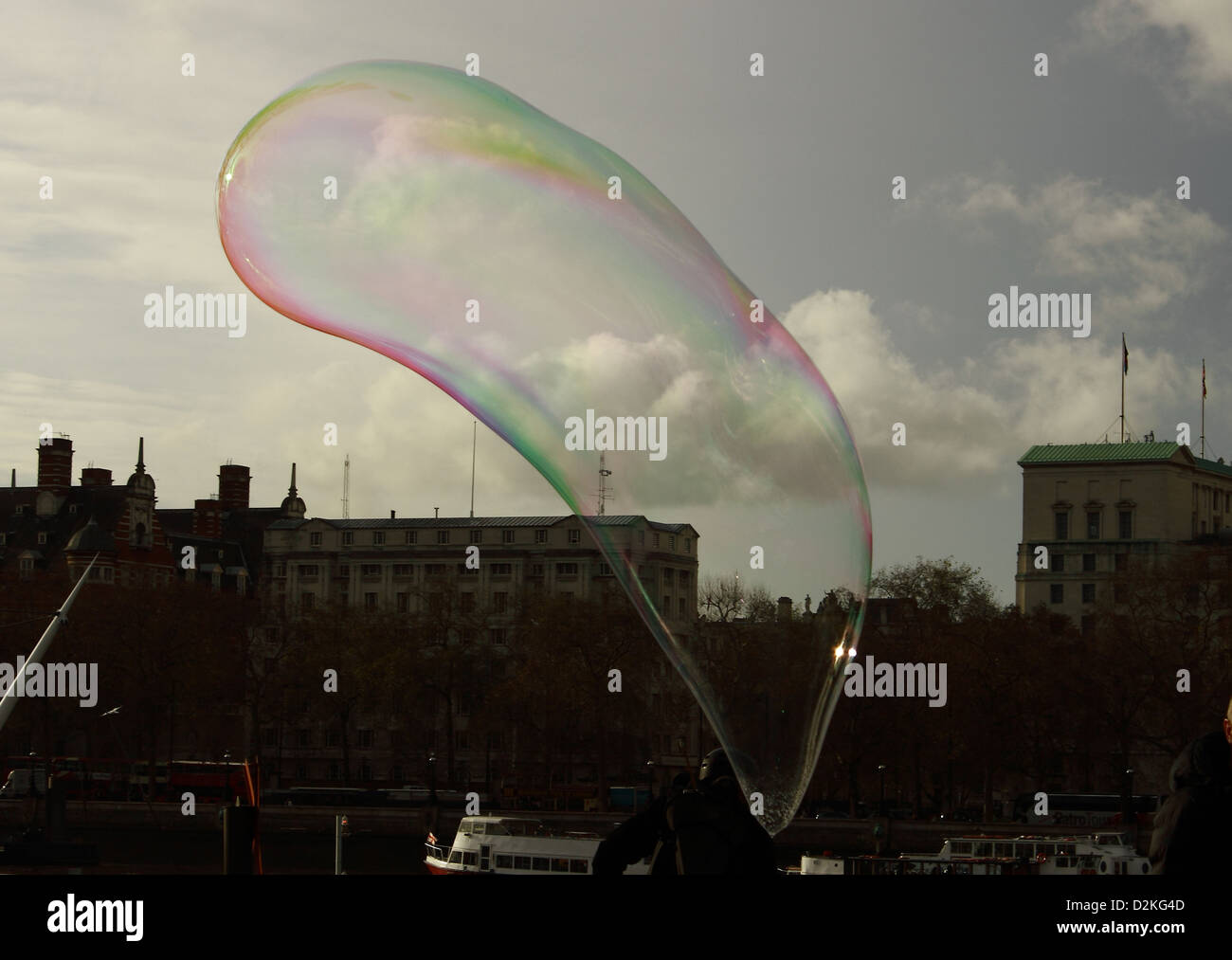 Giant bubble on London Southbank Stock Photo - Alamy
