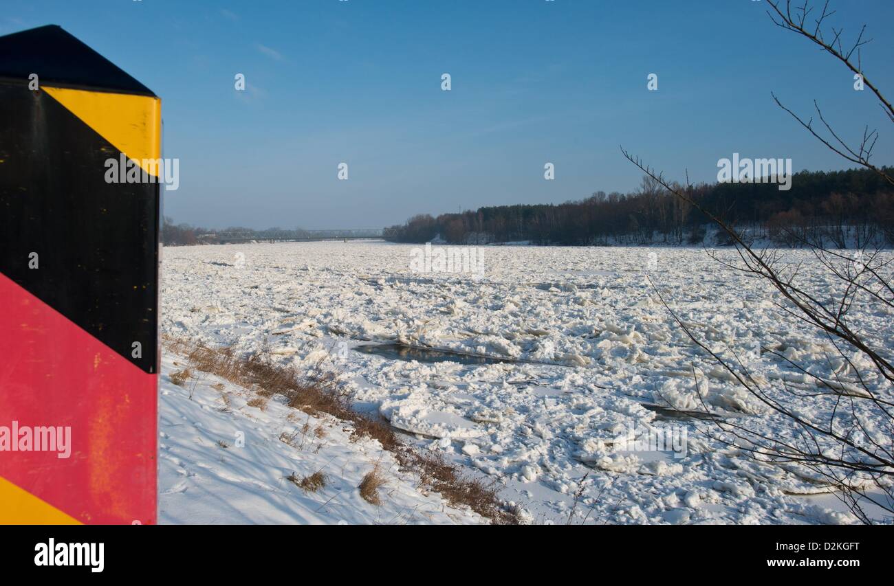 The Oder River on the German-Polish border is covered with ice floes in ...