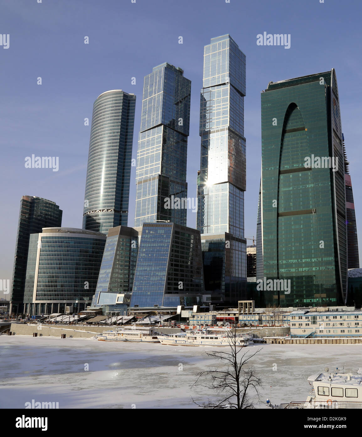 Tall ice buildings hi-res stock photography and images - Alamy